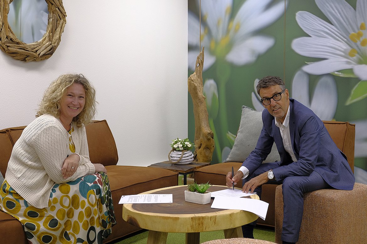 IVY Works and the Diamant Group join forces; Searching together for ...